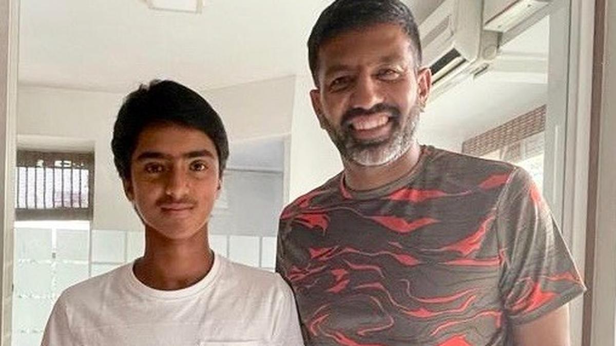 Bopanna spends time with junior players before leaving for Europe ...