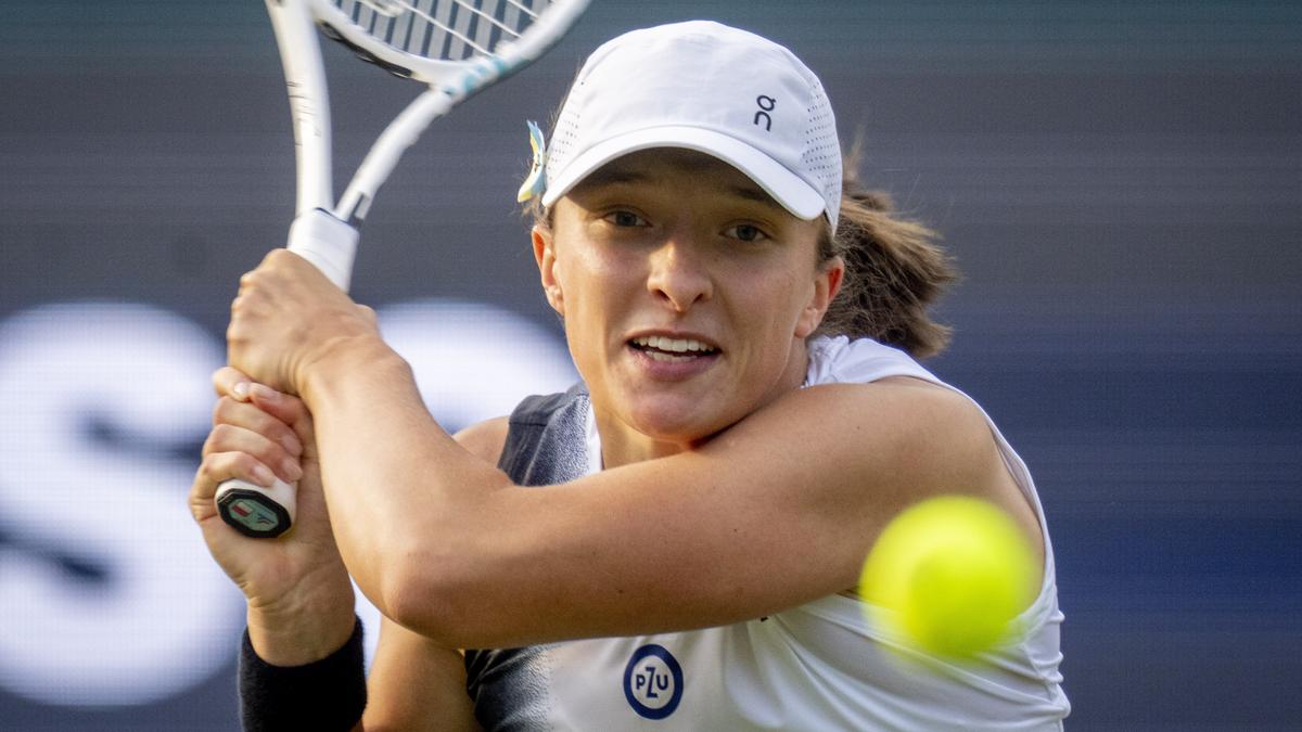 Iga Swiatek makes first grass-court semifinal ahead of Wimbledon - Sportstar