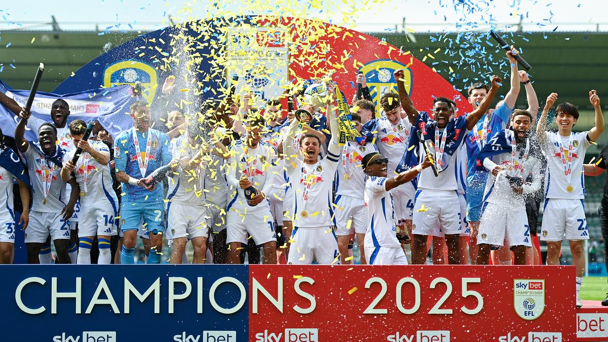 Leeds wins EFL Championship, promoted to Premier League with Burnley ...