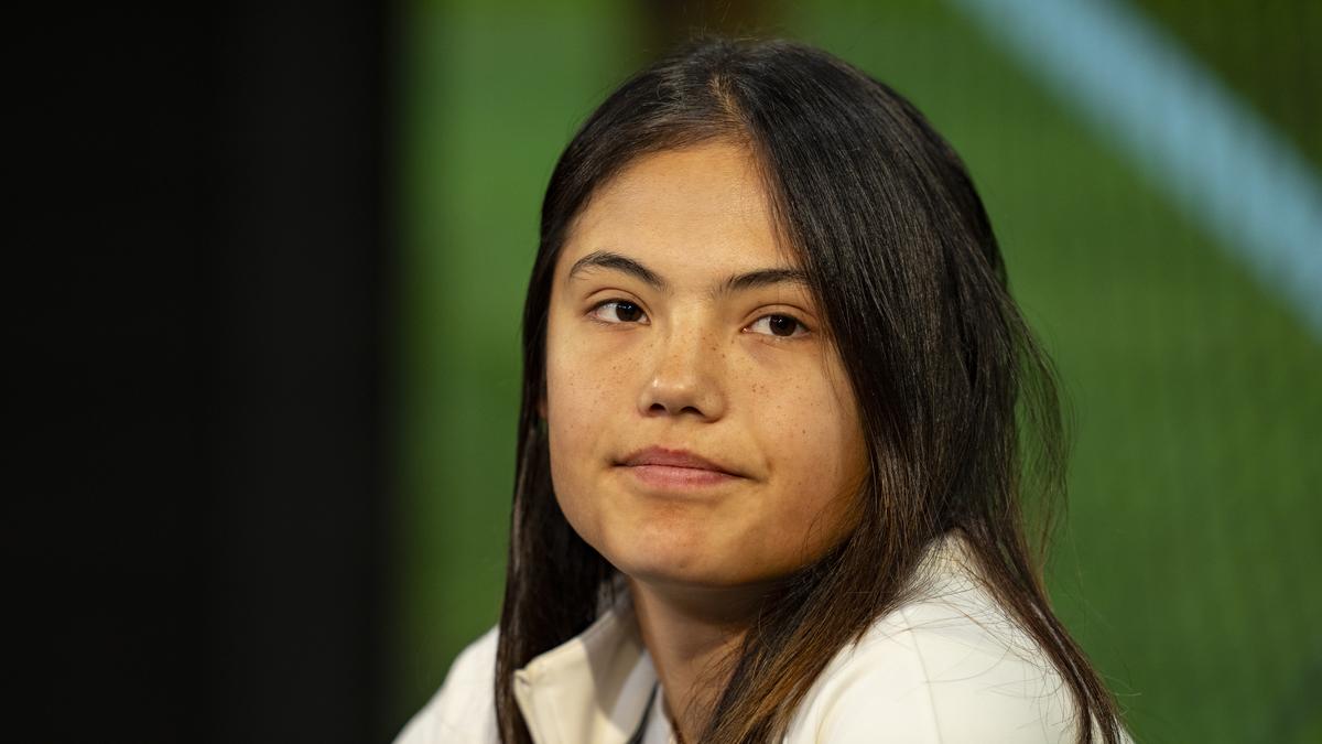 Raducanu ‘stands by decision’ which ended Murray’s Wimbledon career ...