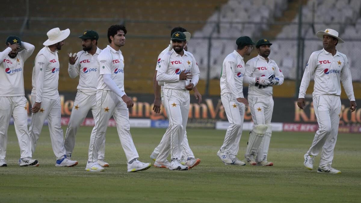 Pakistan draws first Test against New Zealand after daring declaration ...