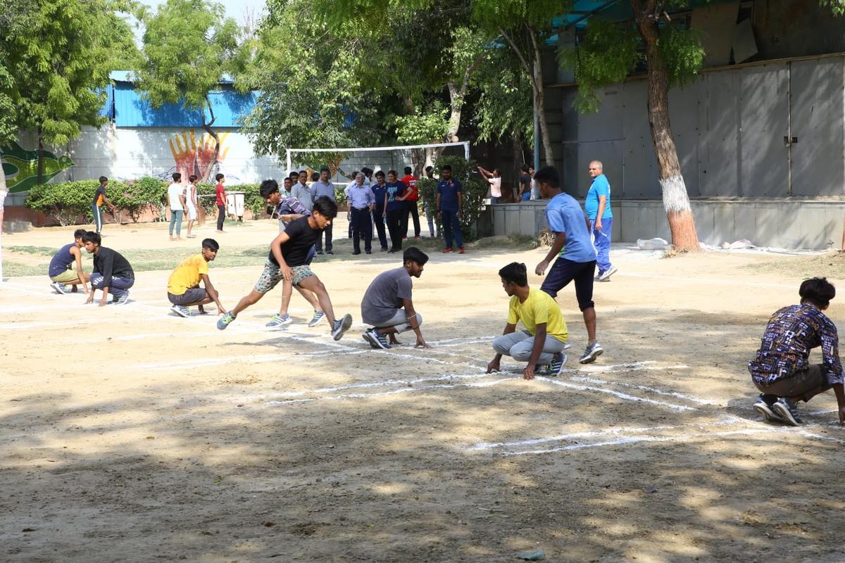 Games Tihar Jail inmates play: Badminton, Chess, Table tennis ...