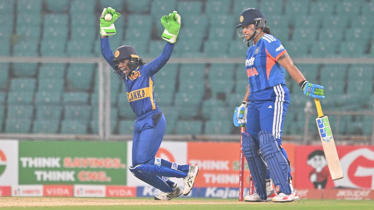 IND vs SL Live Score, 5th T20I Match updates: India middle order slumps ...