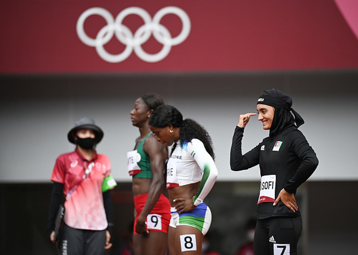 Afghan 100m sprinter Kimia Yousofi’s new life in Sydney - training ...