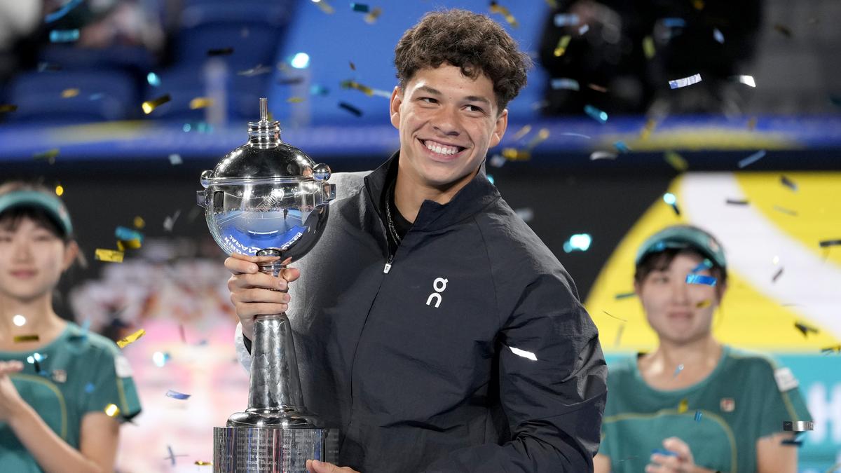 Japan Open 2023: Shelton beats Karatsev for first ATP Tour title ...