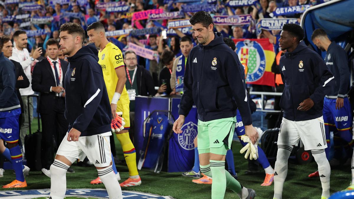 Real Madrid stars Courtois, Valverde suffer injuries ahead of ...