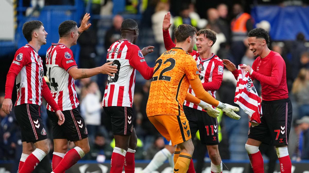 Premier League 2025/26: Sunderland stun Chelsea with 2-1 win at ...