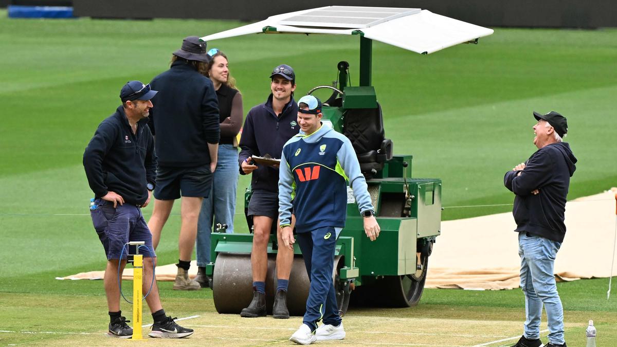 Ashes 2025-26: Australia coach McDonald backs under-fire MCG curator ...