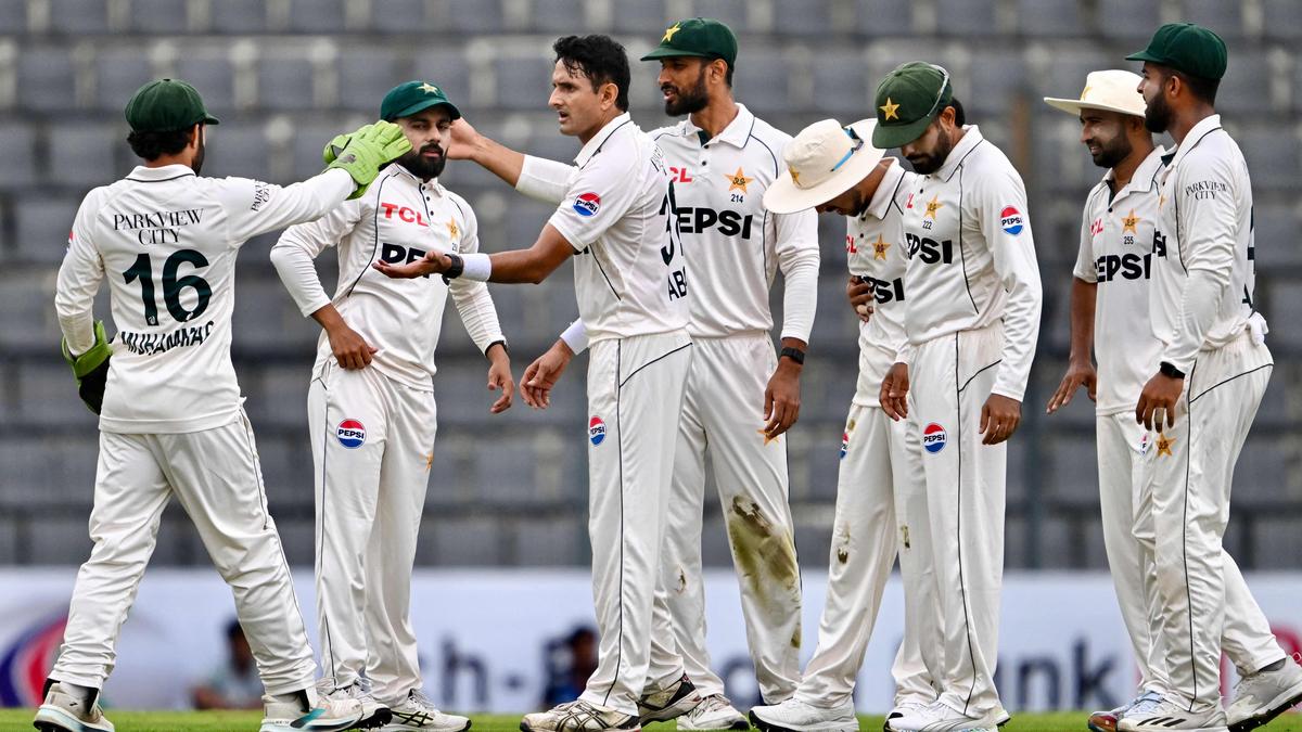BAN vs PAK, 2nd Test Day 1 Live Score: Mushfiqur, Shanto depart soon ...