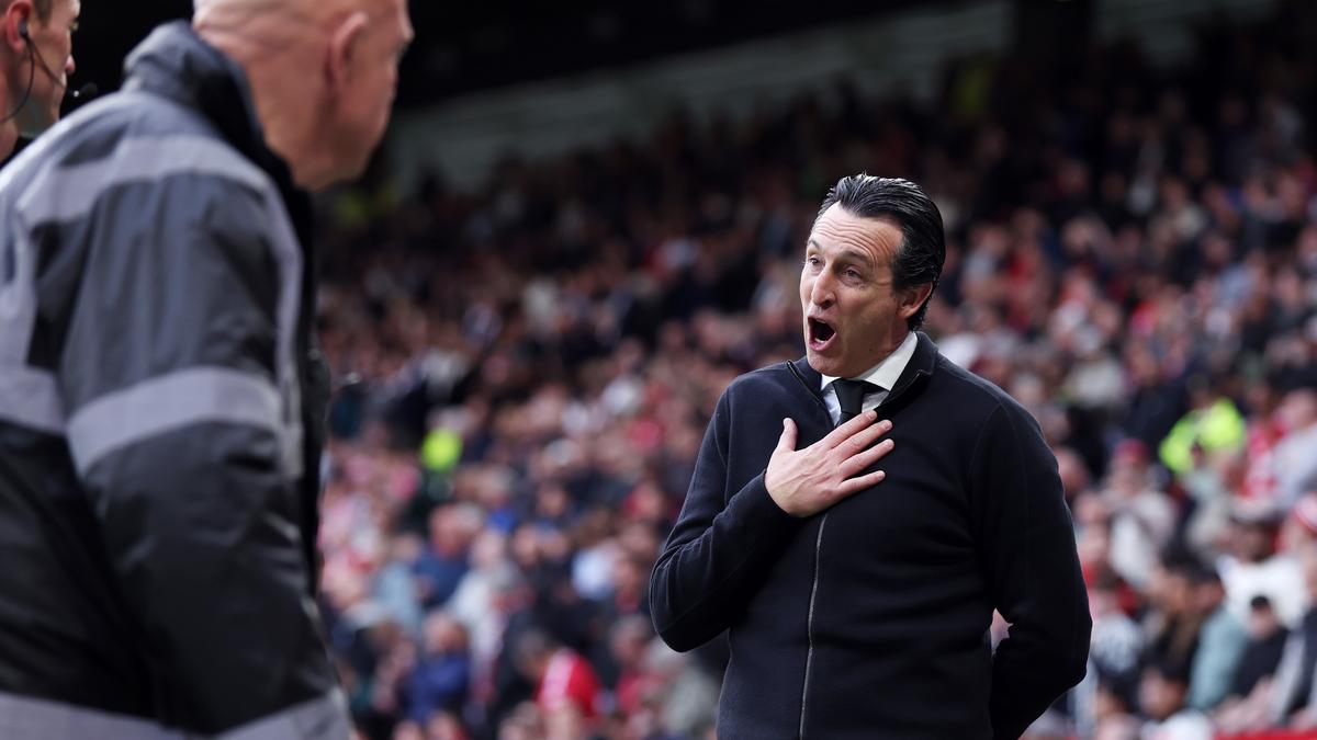 Emery confronts ref after controversial call hurts Villa in failed bid ...