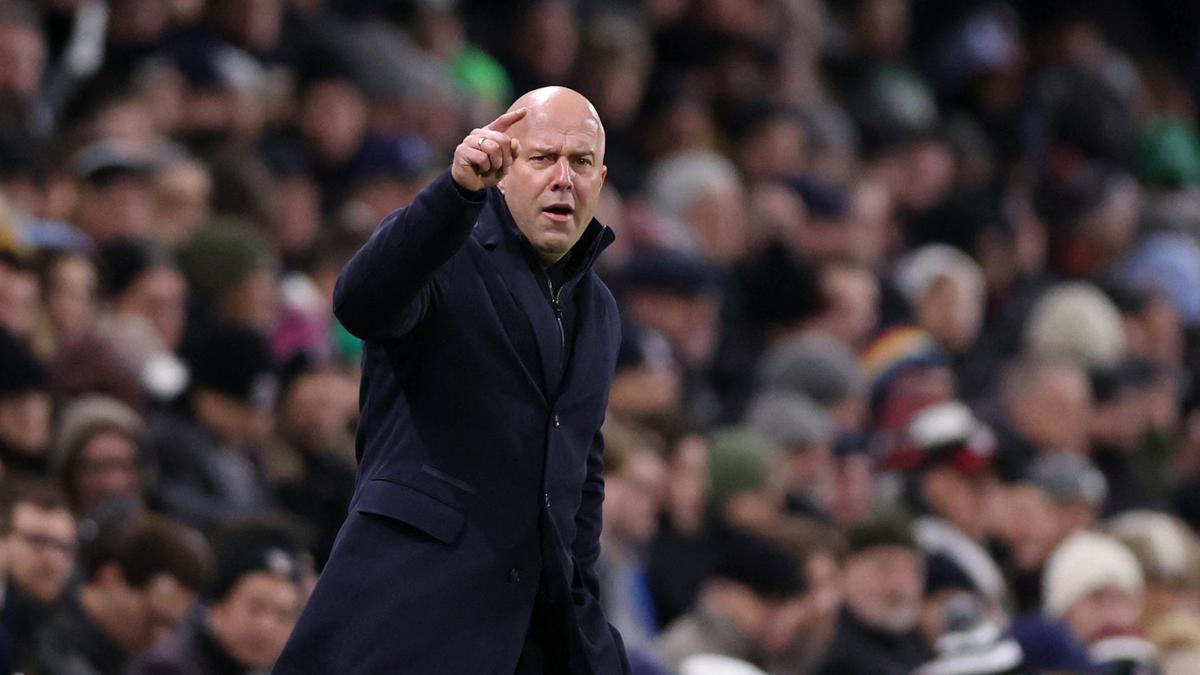 Premier League 2025-2026: Slot says leaky Liverpool conceding late ...