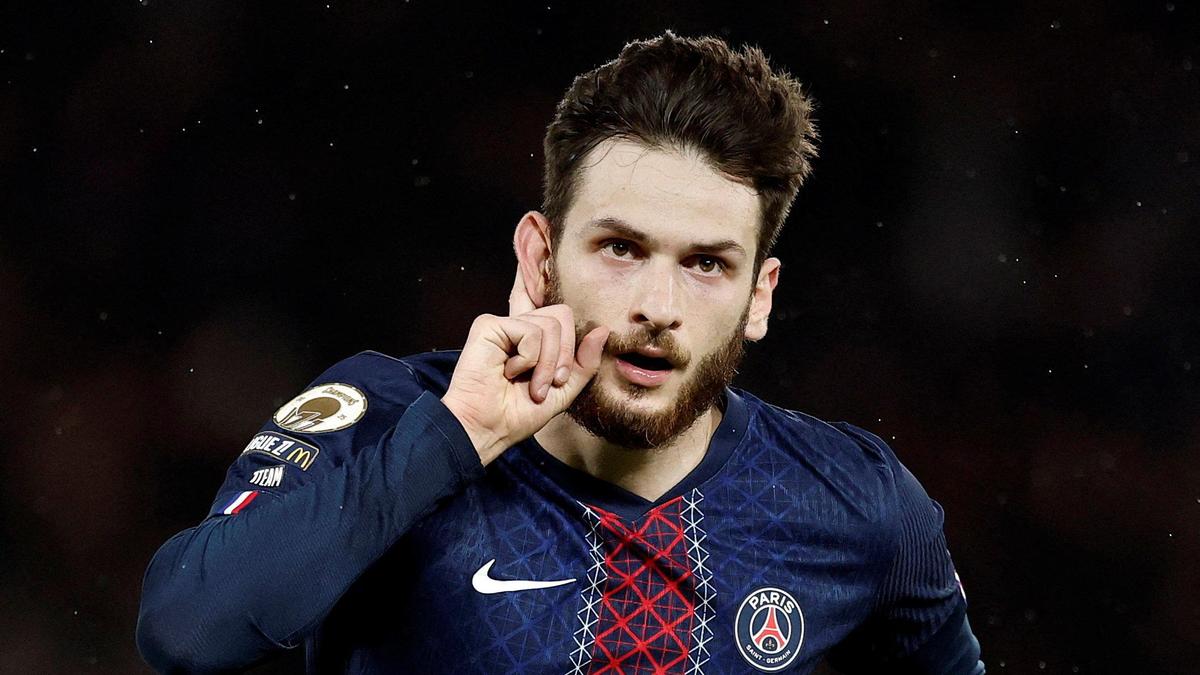 Lens cements Ligue 1 lead with win vs Nantes; PSG second after beating ...