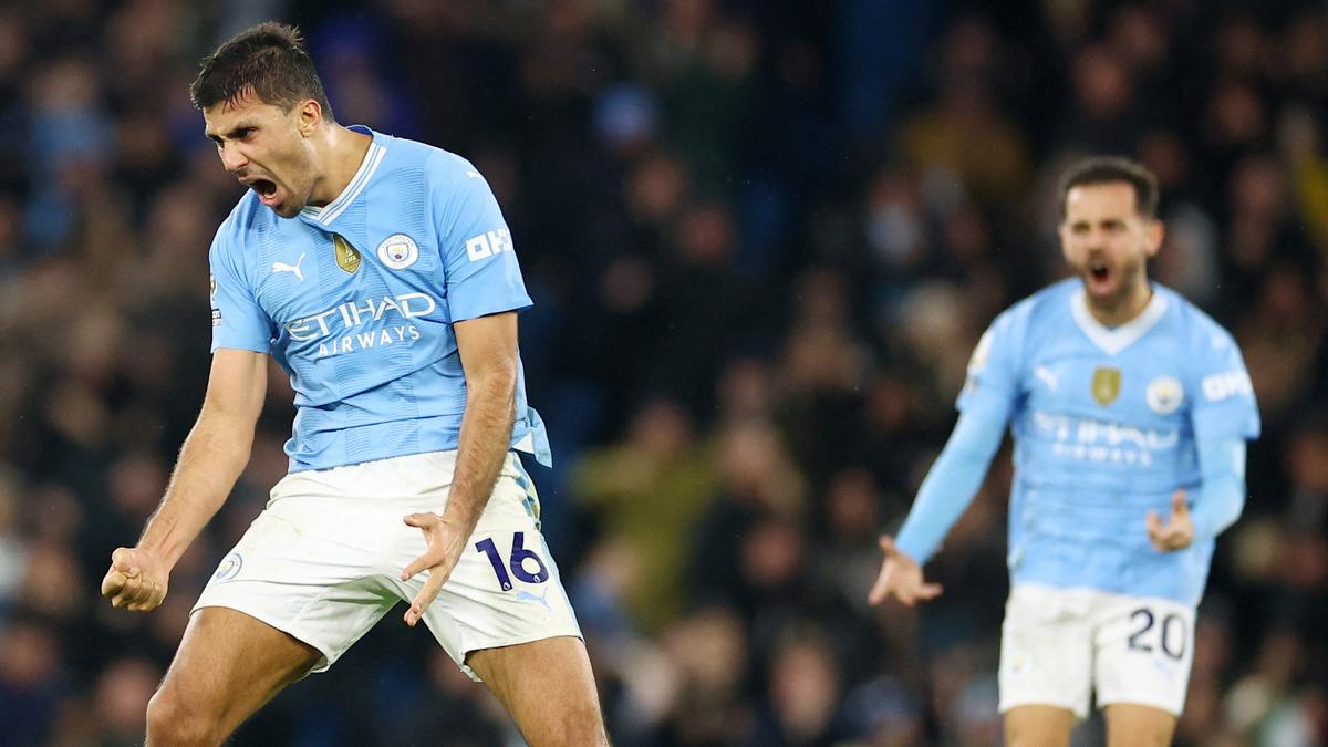 Premier League: Late Rodri goal earns Man City draw with Chelsea ...
