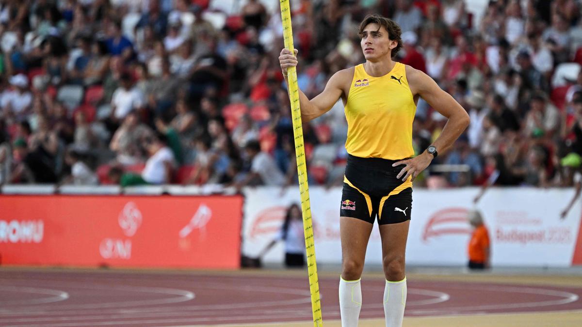 Armand Duplantis sets 13th pole vault WR — All instances of Mondo ...