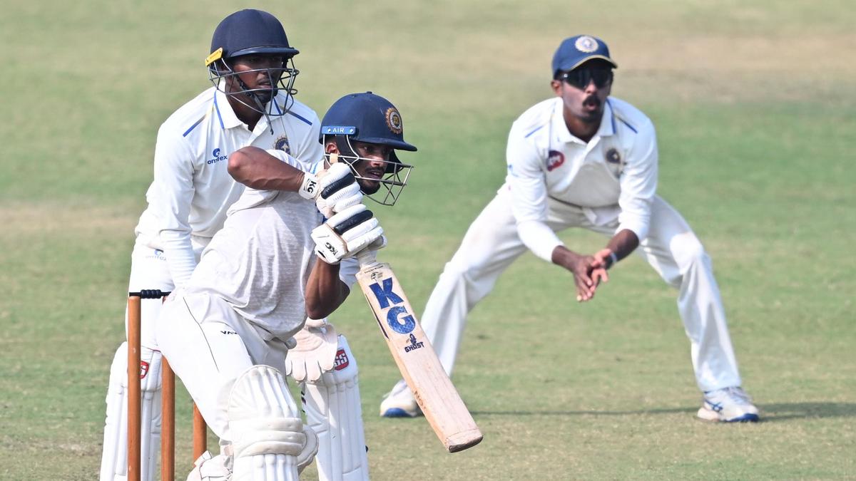 Ranji Trophy 2025-26, Round 7 Day 1: Prabhudessai, Kasvankar score ...
