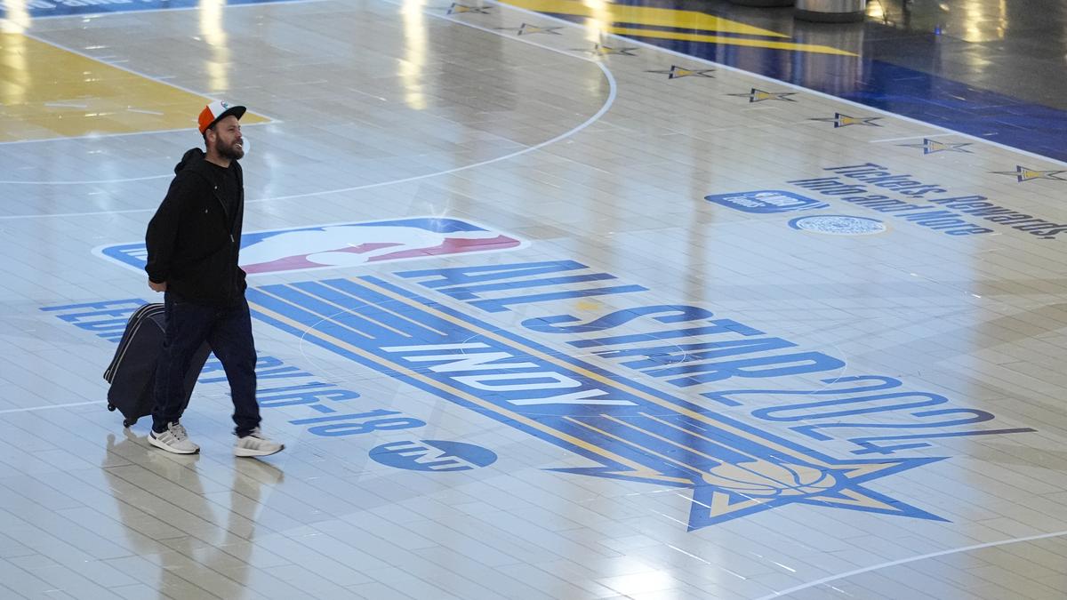 NBA set to play on an LED glass court for some All-Star weekend events ...