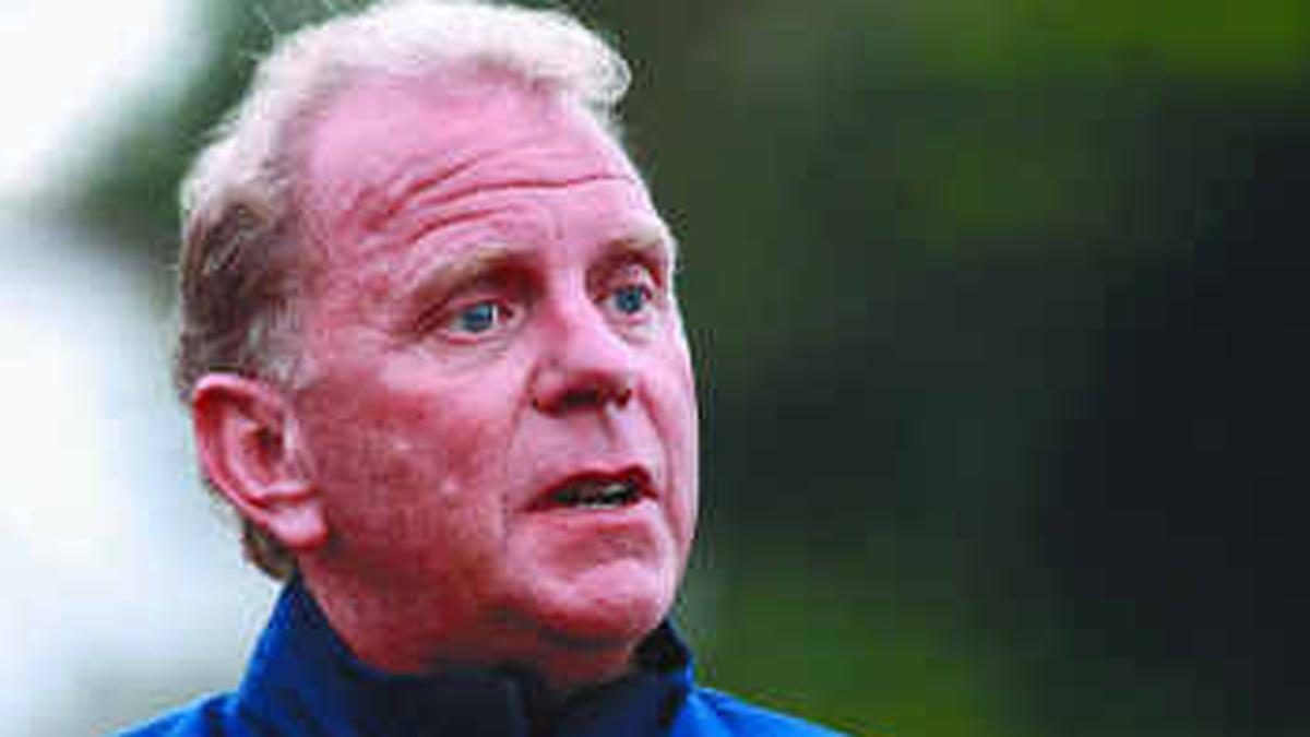 Will coach Bob Houghton's `mantra' work? - Sportstar