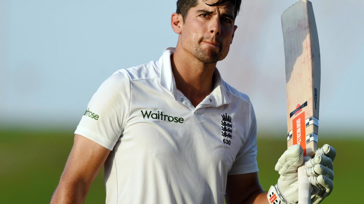 Cook bats for 836 minutes, scores 263, helps England lead Pakistan by ...