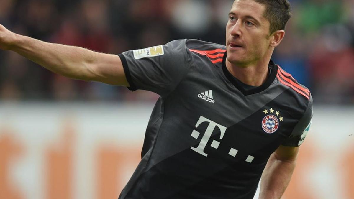 Augsburg 1 Bayern Munich 3: Lewandowski ends Bundesliga drought with ...