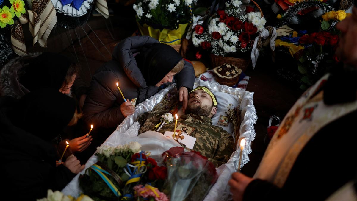 Ukraine mourns athlete-soldier amid opposition to Russians at Olympics ...