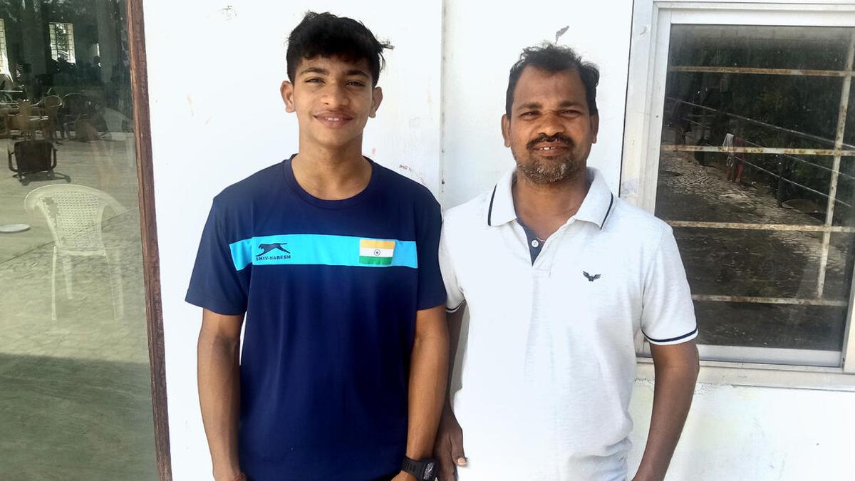 Indian lifters bag two bronze on day 1 of World Youth Championships ...