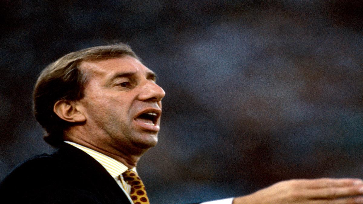 Argentina's World Cup-winning former coach Carlos Bilardo serious after ...