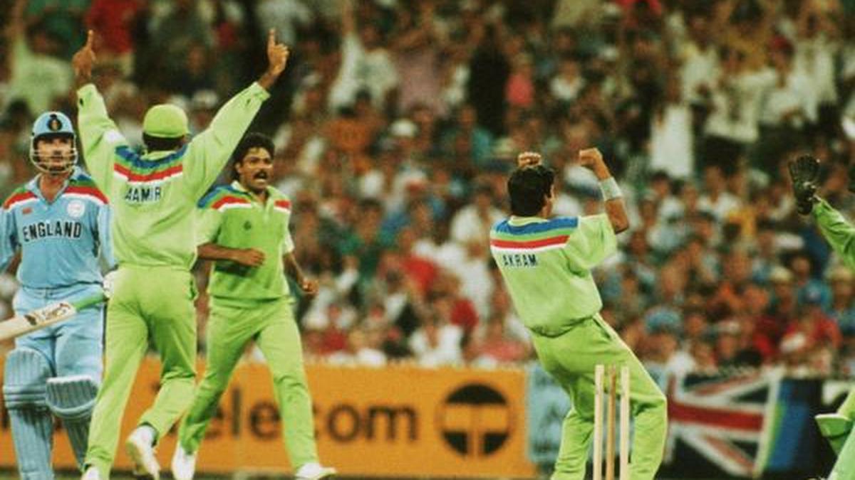 1992 World Cup: Wasim Akram's magic swings the title in Pakistan's ...