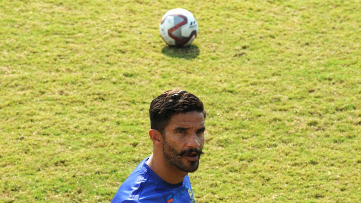 Former England keeper James eyes coaching role in England - Sportstar