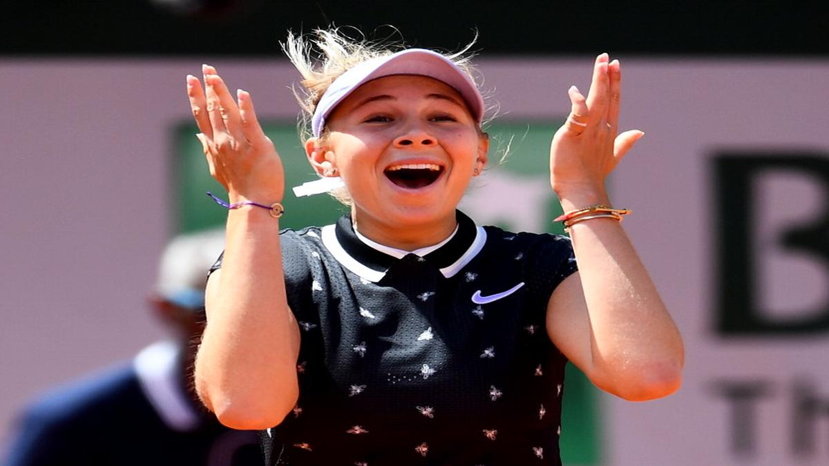 French Open LIVE updates: Halep vs Anisimova, Djokovic vs Zverev, Thiem ...