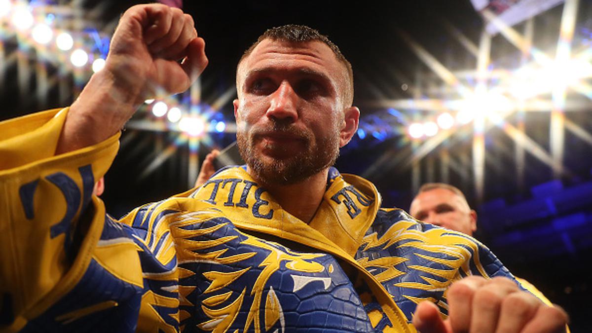 Ukraine boxer Lomachenko returns to ring after fighting for country ...