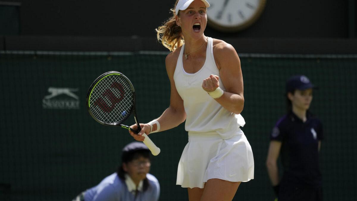 Wimbledon 2021: Samsonova powers past Stephens to reach last-16 - Sportstar