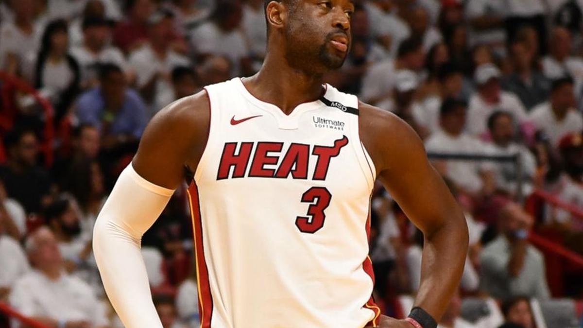 Wade breaks Jordan's record for most career blocks by a guard - Sportstar
