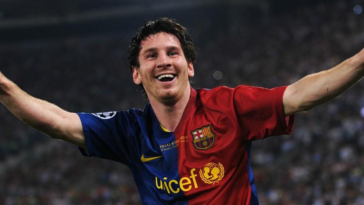 Messi picks Man United header as his favourite Barca career goal ...