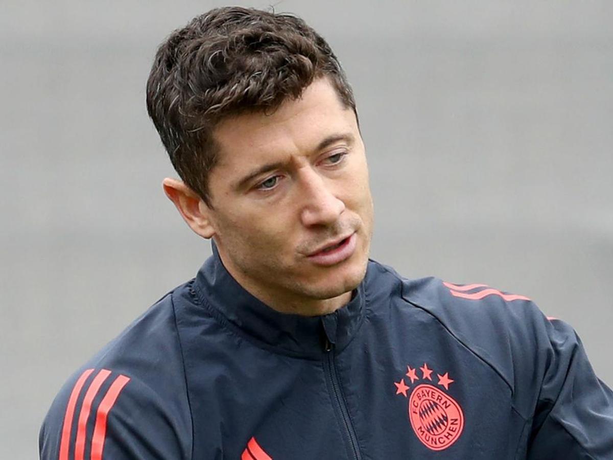 Lewandowski requires groin surgery, confirms interim Bayern boss Flick ...